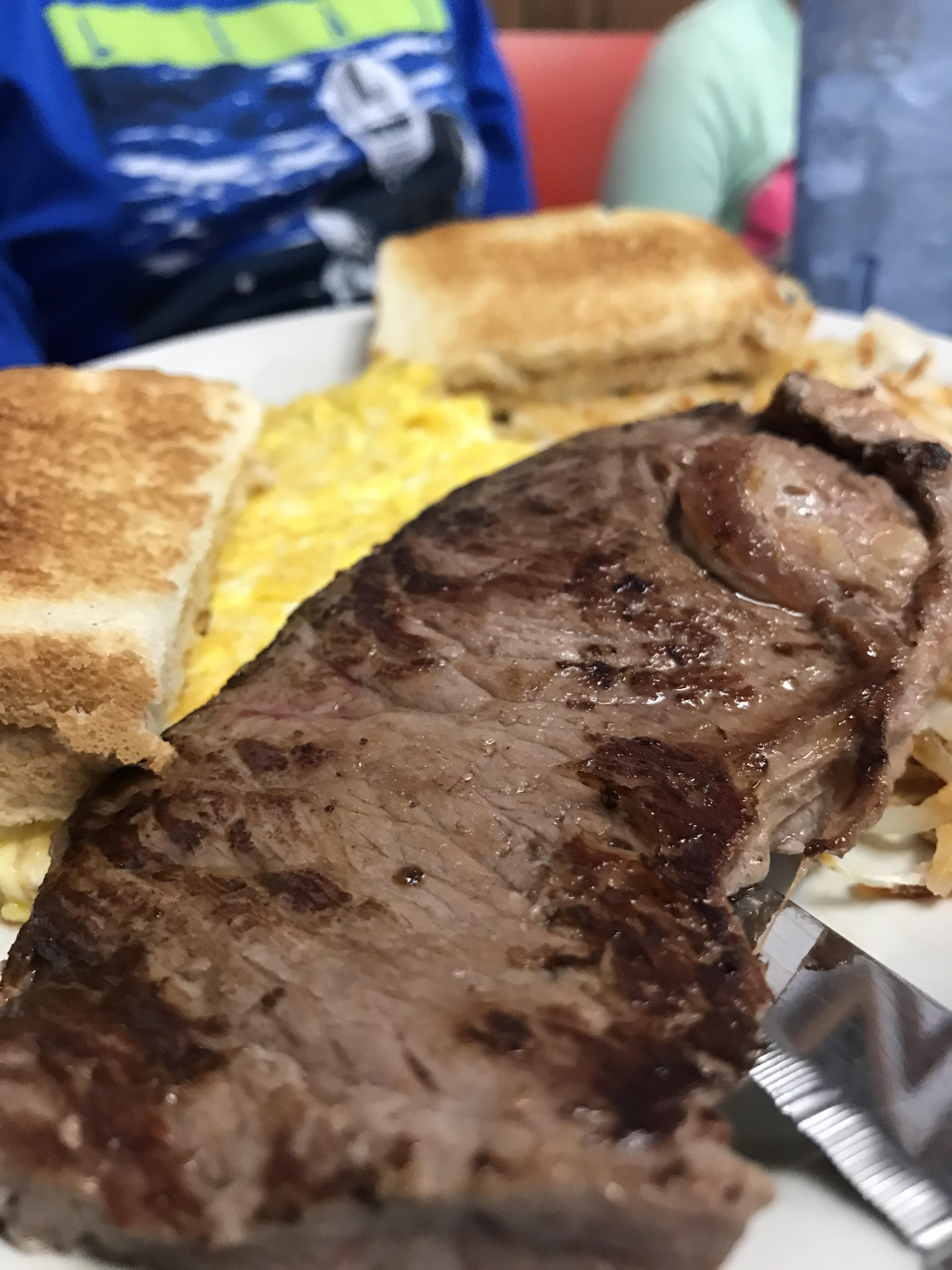 Breakfast, Lunch, & Burlington – The Iowa Gallivant